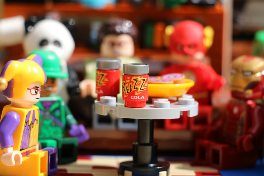 The Big Bang Theory: Lego Nerd Party im neuen Ideas-Set - zusammengebaut