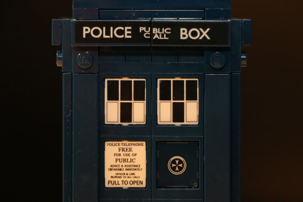 Lego Ideas Doctor Who im Review: Die TARDIS aus Legosteinen ...