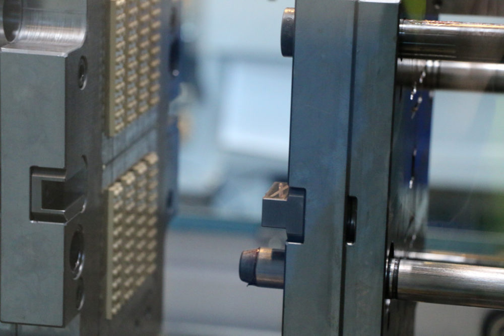 LEGO Fabrik Rundgang in Billund: So werden LEGO Steine gefertigt ...