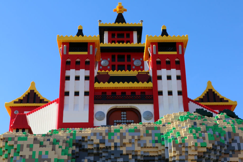 Legoland Billund: Ninjago World – Lloyd's Laser Maze im Test ...