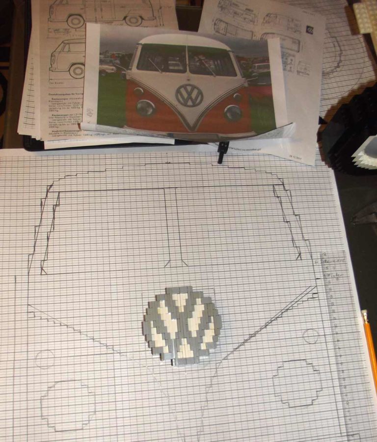 LEGO Volkswagen T1 „Bulli“ Campingbus (10220) in XXL - zusammengebaut