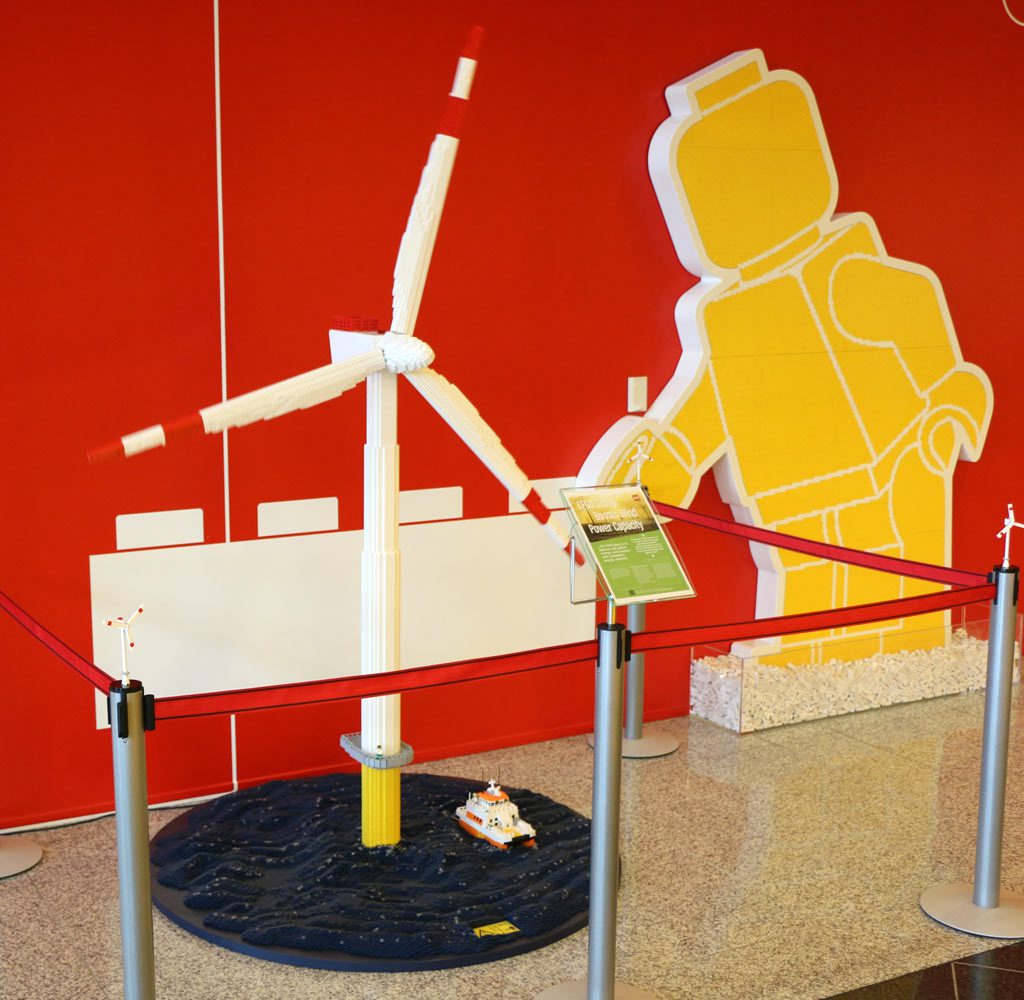 Ein Windrad im LEGO Hauptquartier in Billund
