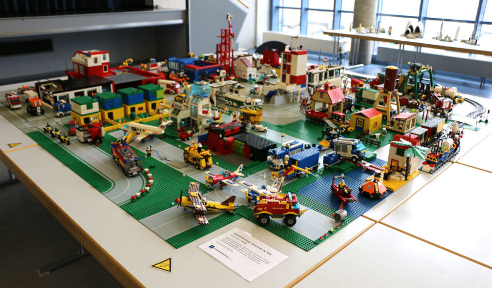 LEGO MOC: Einsatzfahrzeuge, Feuerwehr & THW - zusammengebaut