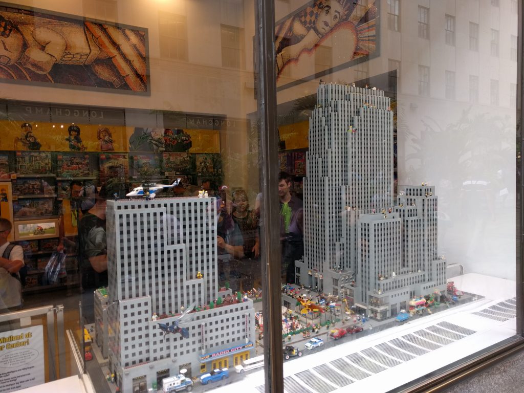 Rockefeller Center LEGO Store NYC - zusammengebaut