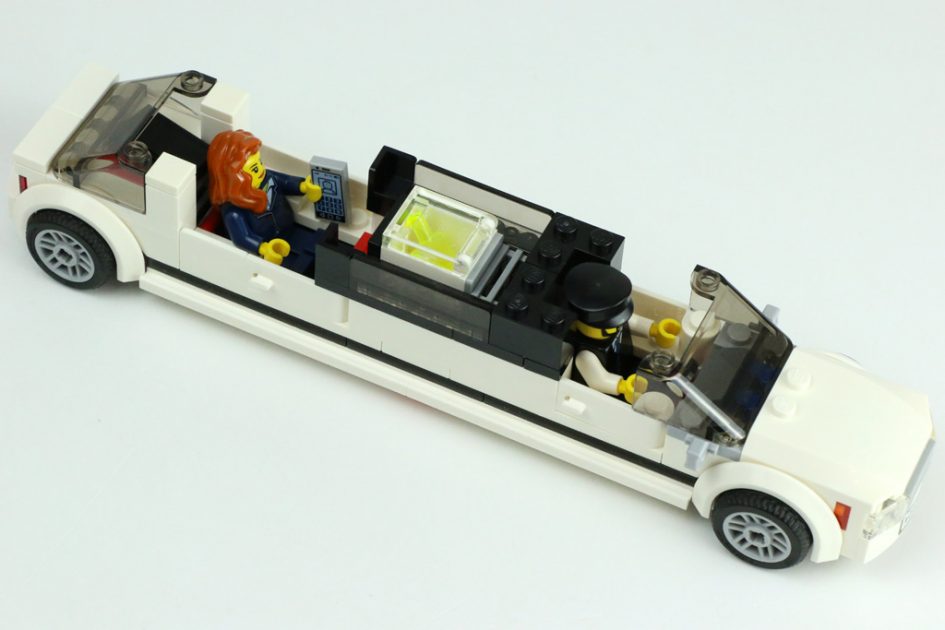 LEGO City Flughafen VIP-Service 60102 im Review - zusammengebaut