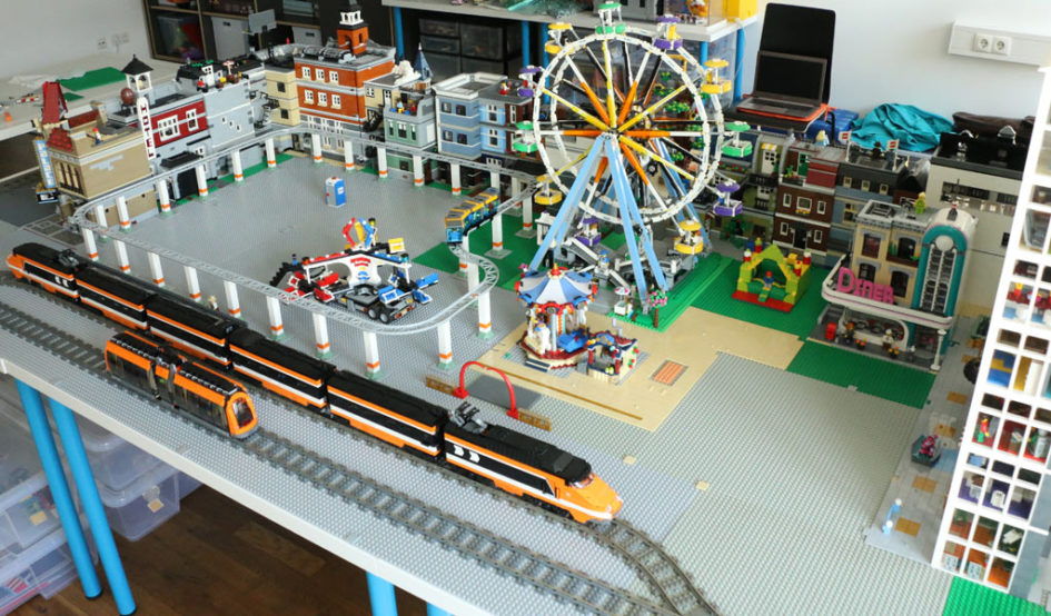 LEGO Creator Expert Horizon Express 10233 im Classic Review ...