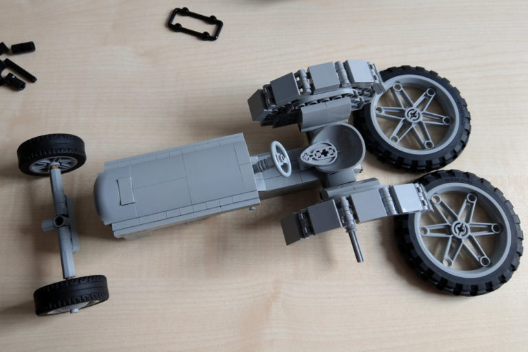 LEGO Ferguson Tractor 4000025: Inside Tour 2018 Set im Review ...