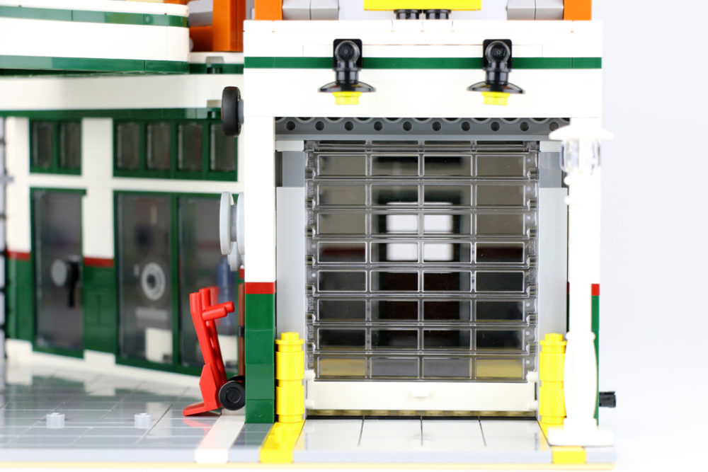 LEGO Creator Expert Corner Garage 10264 im Review - zusammengebaut