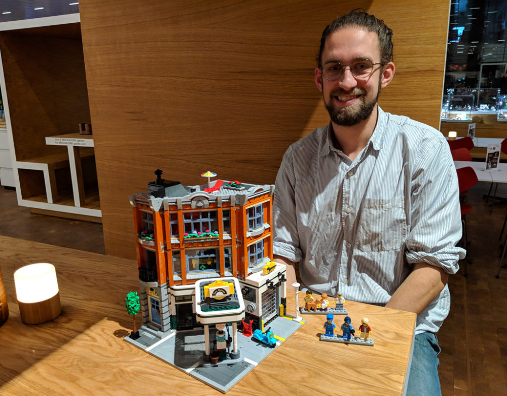 LEGO Creator Expert Eckgarage 10264: Designer Interview und New Ukonio ...