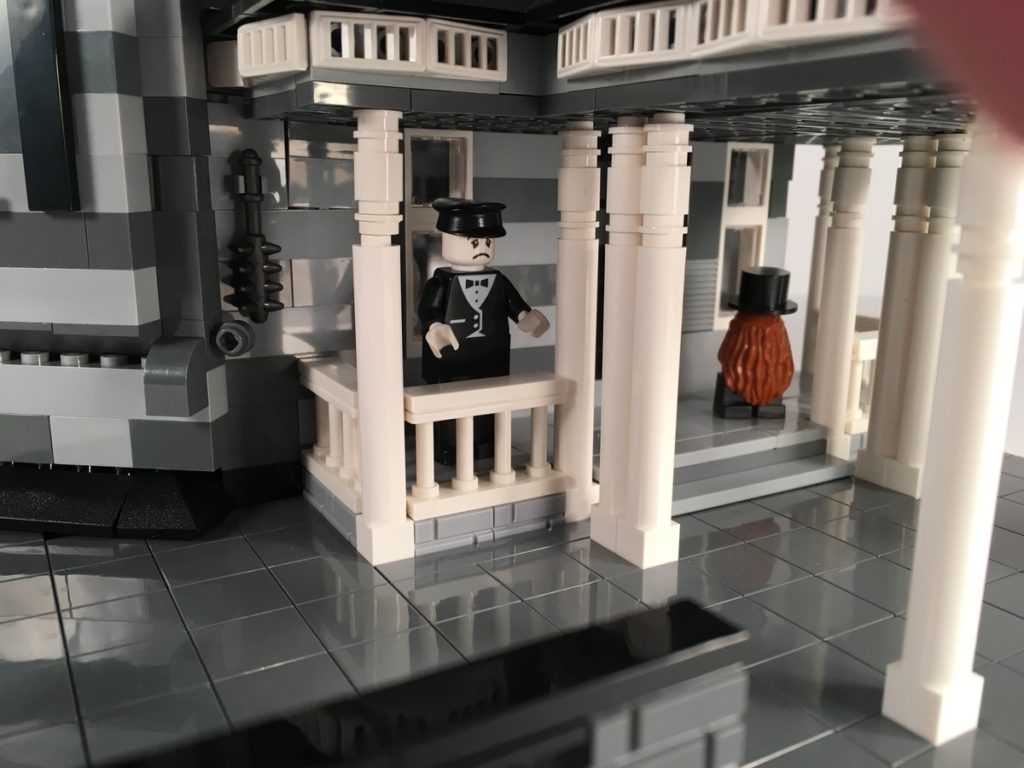 LEGO Addams Family Mansion Modular: Ideas Set im zweiten Anlauf ...