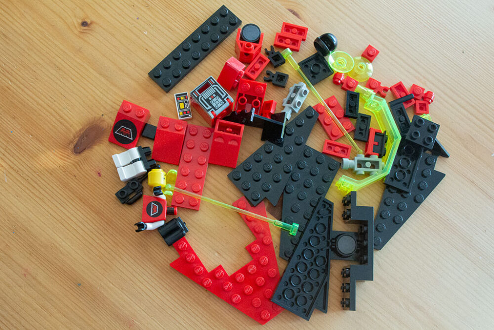 LEGO M-Tron 6811 Pulsar Charger, 6833 Beacon Tracer und 6877 Vector ...