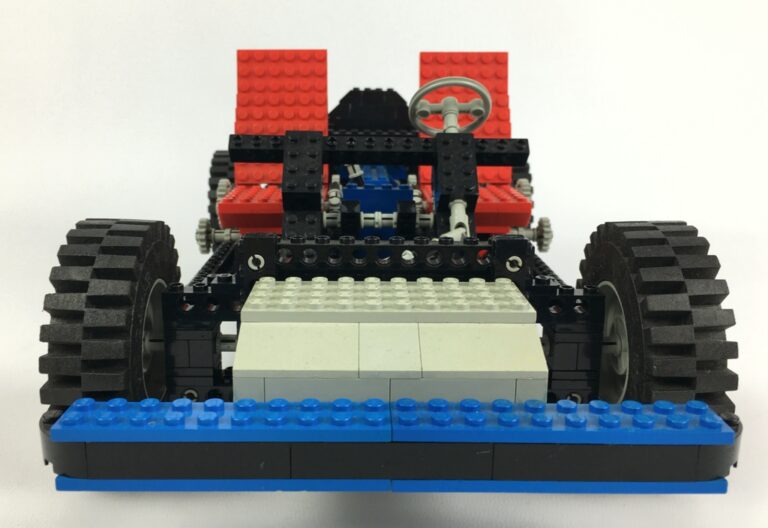 LEGO Technic 8860 Auto Chassis aus dem Jahre 1980 im Classic Review ...
