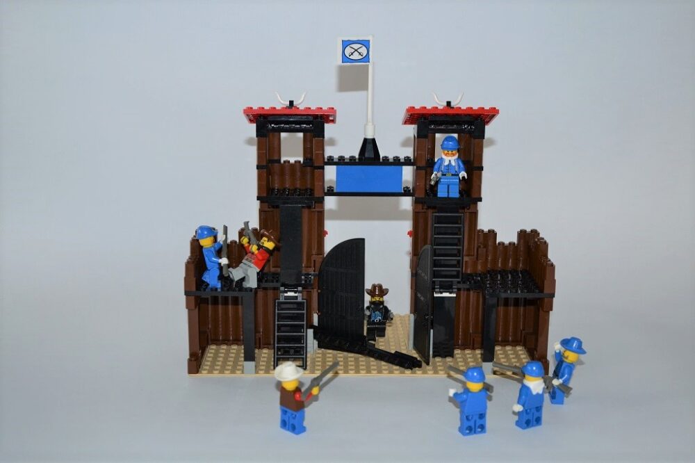 LEGO Western 6762/6769 Fort Legoredo im Classic Review - zusammengebaut