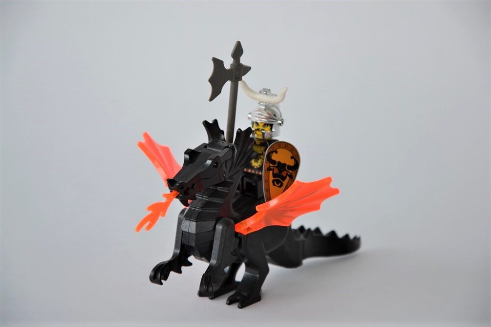 LEGO Knights Kingdom 4818 Drachenreiter im Classic Review - zusammengebaut