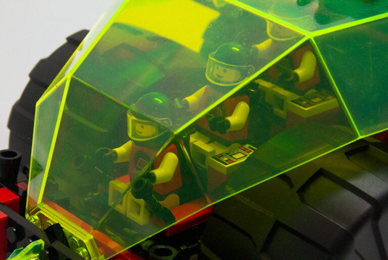 LEGO M-Tron 6989 Mega Core Magnetizer im Classic Review - zusammengebaut