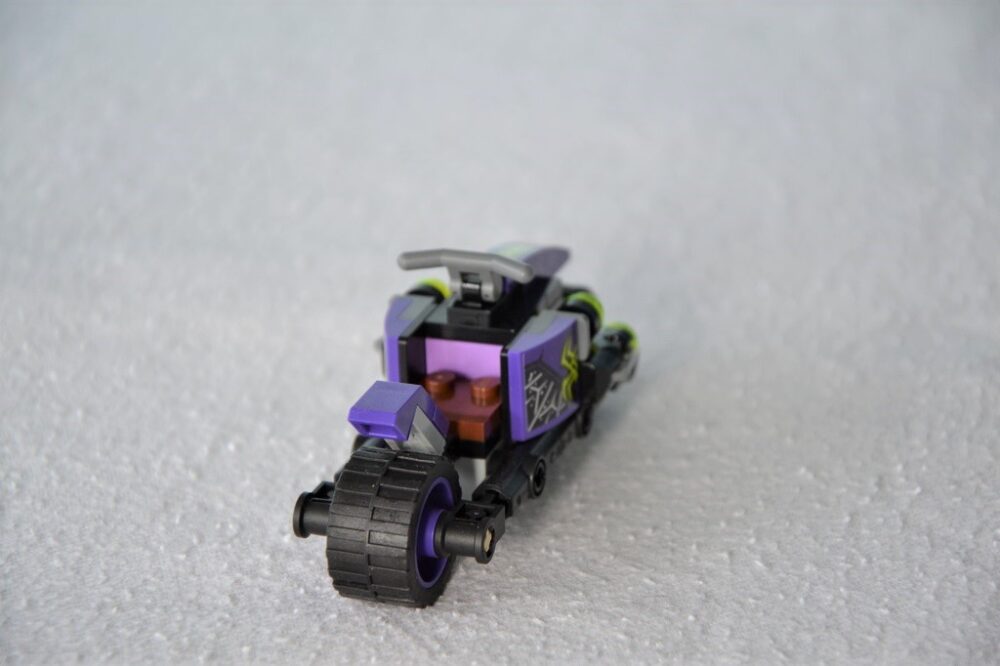LEGO Monkie Kid 80018 Monkie Kid's Wolken-Bike im Review - zusammengebaut