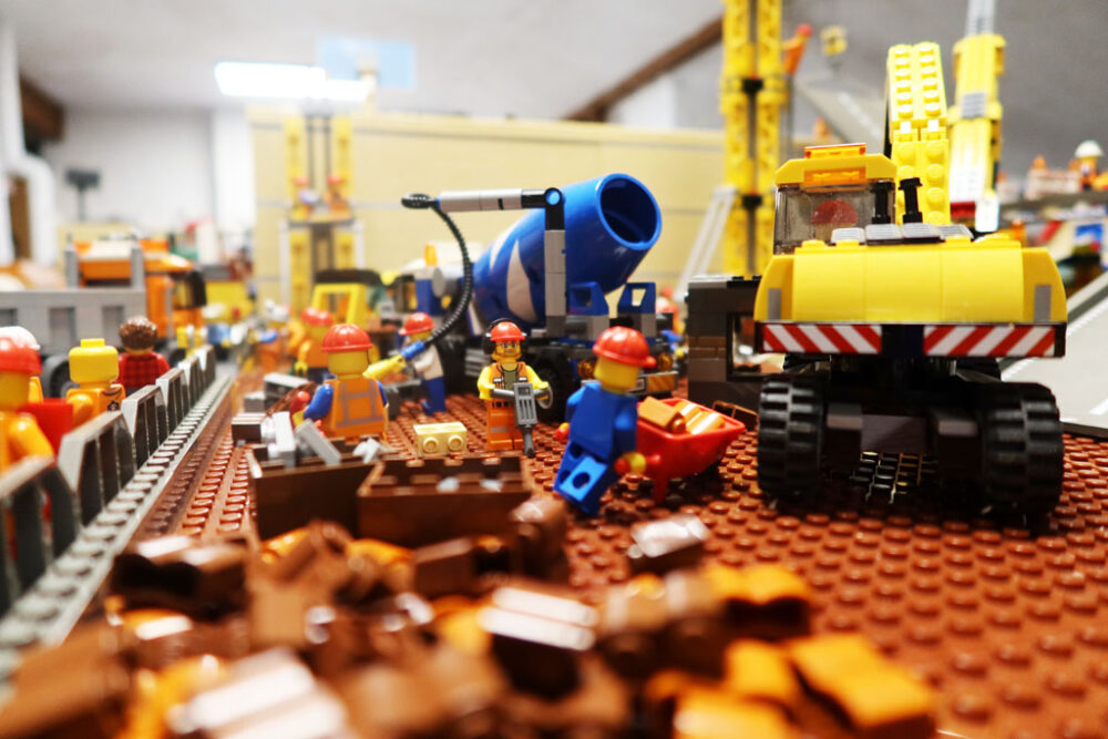 Zweites LEGO Stadtgespräch: Bricks go Wild stellen ihre Wild City vor ...