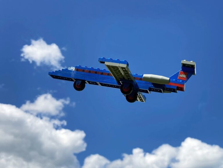 LEGO 657 Flugzeug im Classic Review - zusammengebaut