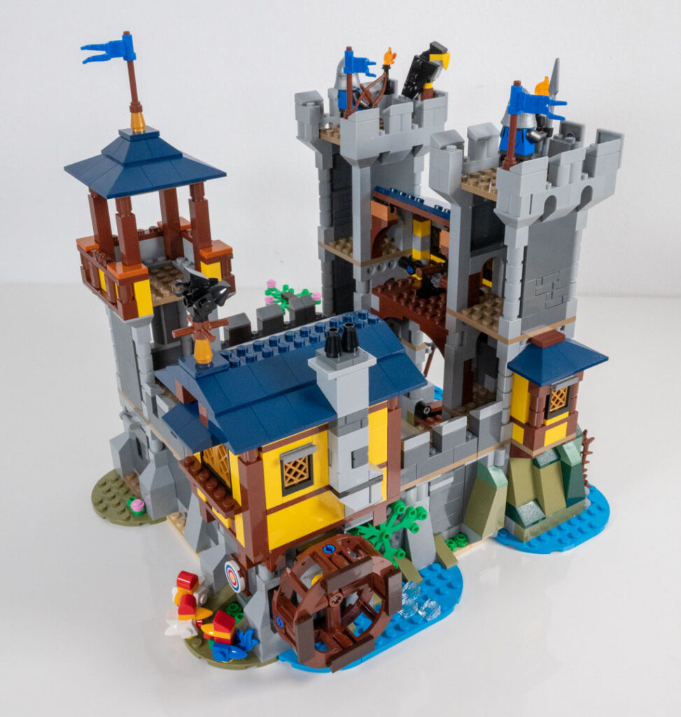 LEGO Creator 31120 Mittelalterliche Burg im Review - zusammengebaut