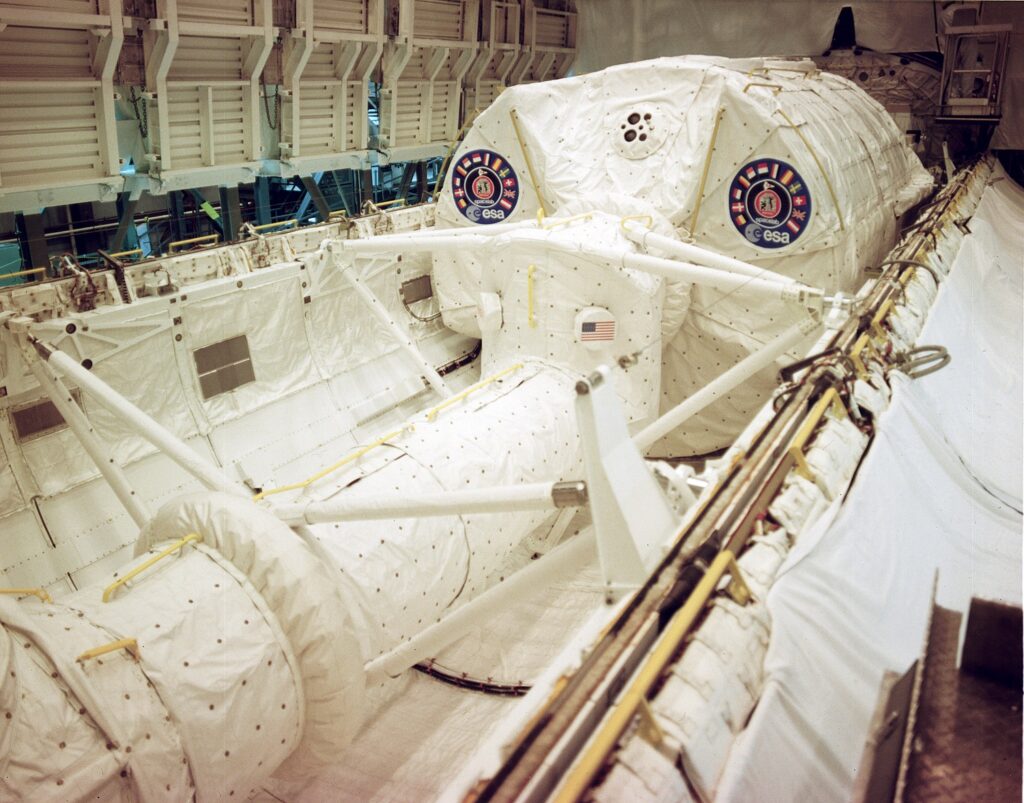 NASA/ESA Spacelab 1 als LEGO Nachbau und kostenlose Bauanleitung ...