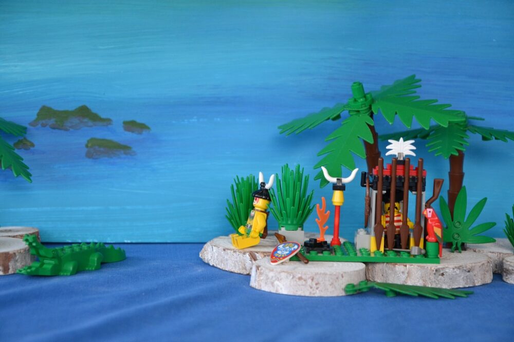 LEGO Pirates 6246 Crocodile Cage im Classic Review - zusammengebaut