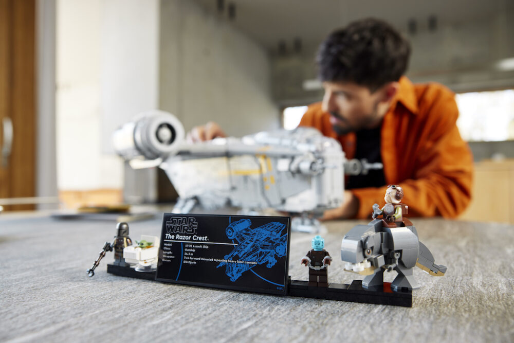LEGO Star Wars 75331 UCS Razor Crest offiziell vorgestellt ...