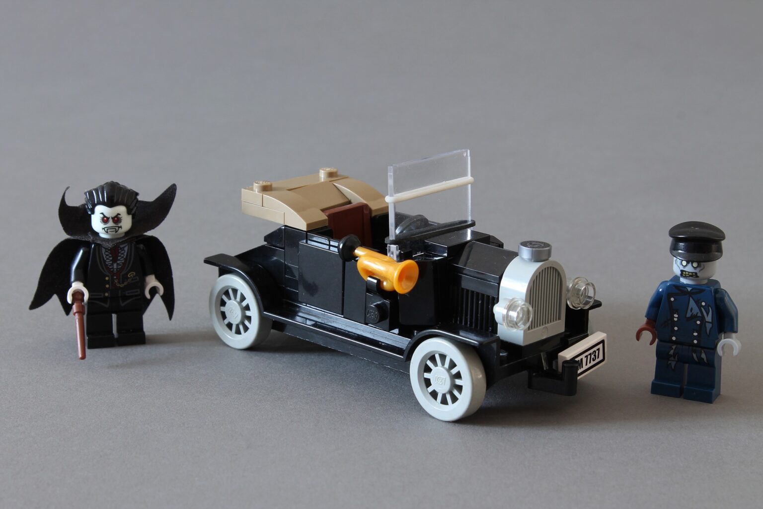 LEGO News: Lord Vampyre's Classic Car, IFA und Anleitungsfehler ...