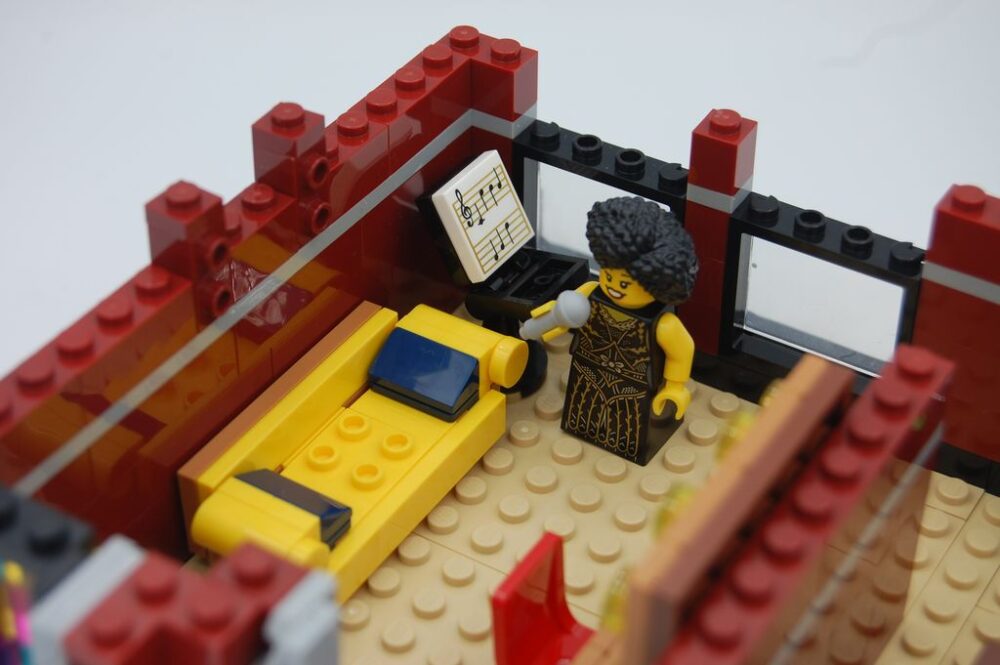 LEGO Icons 10312 Jazzclub im Review: Das Modular Building 2023 ...