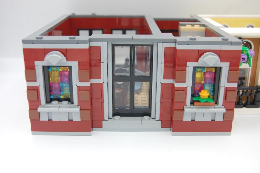 LEGO Icons 10312 Jazzclub im Review: Das Modular Building 2023 ...
