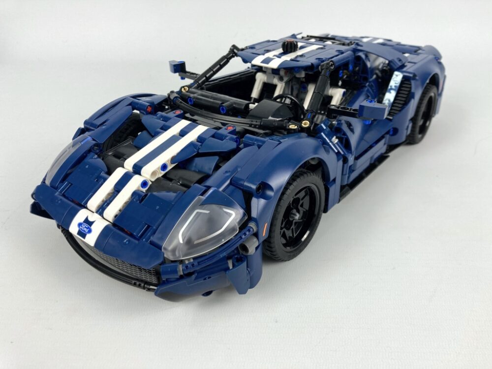 LEGO Technic 42154 Ford GT 2022 im Review - zusammengebaut