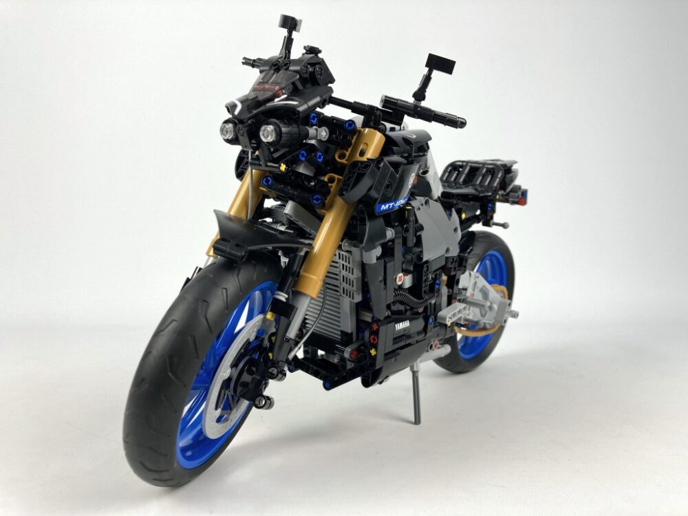 LEGO Technic 42159 Yamaha MT-10SP im Review - zusammengebaut