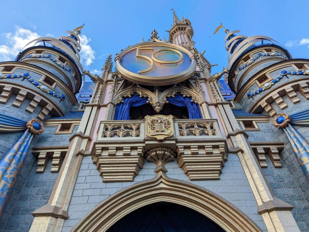 Walt Disney World: LEGO Sets im Original - zusammengebaut