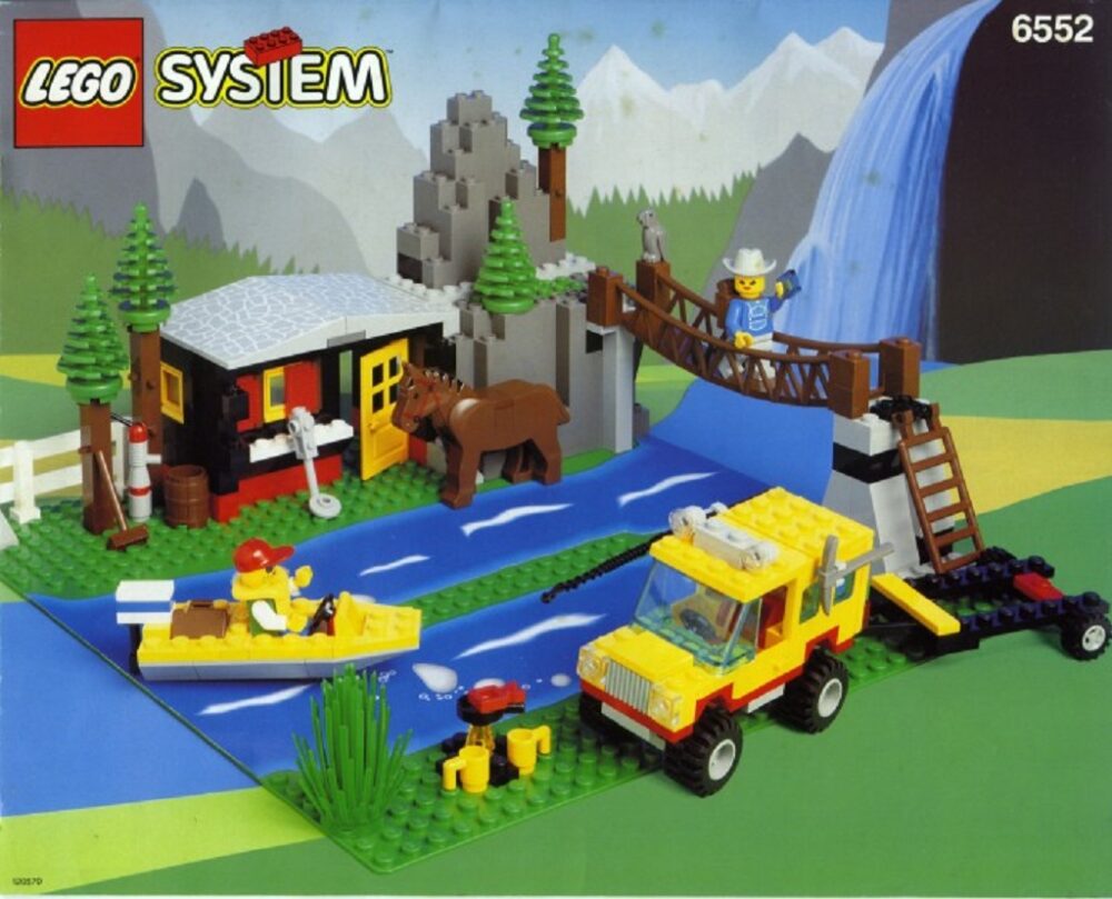 LEGO Town 6552 Rocky River Retreat im Classic Review - zusammengebaut
