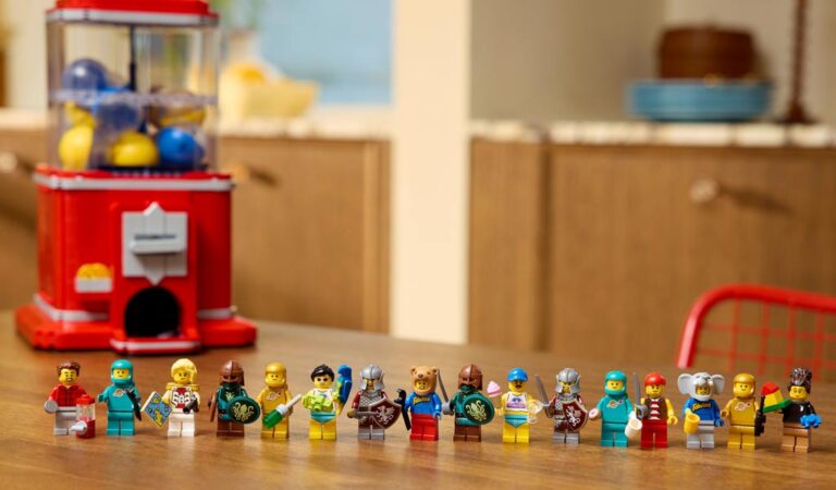 LEGO Preis-Wahnsinn: Ideas 21358 Minifiguren-Automat offiziell ...